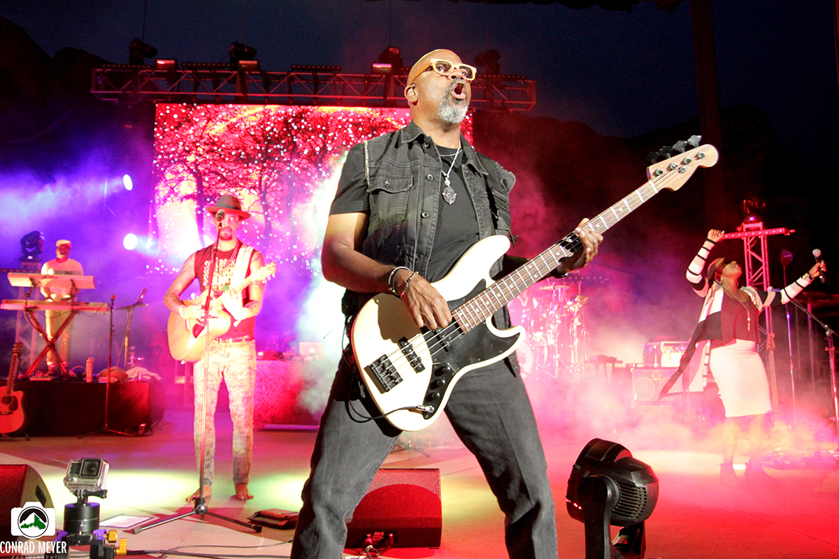 PHOTOS : Michael Franti & Spearhead – Red Rocks – 08/07/2016 | Marquee ...